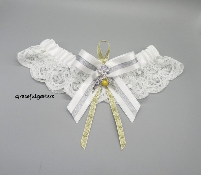 Harry Potter Golden Snitch Quidditch Lace Wedding Garter. – GracefulGarters