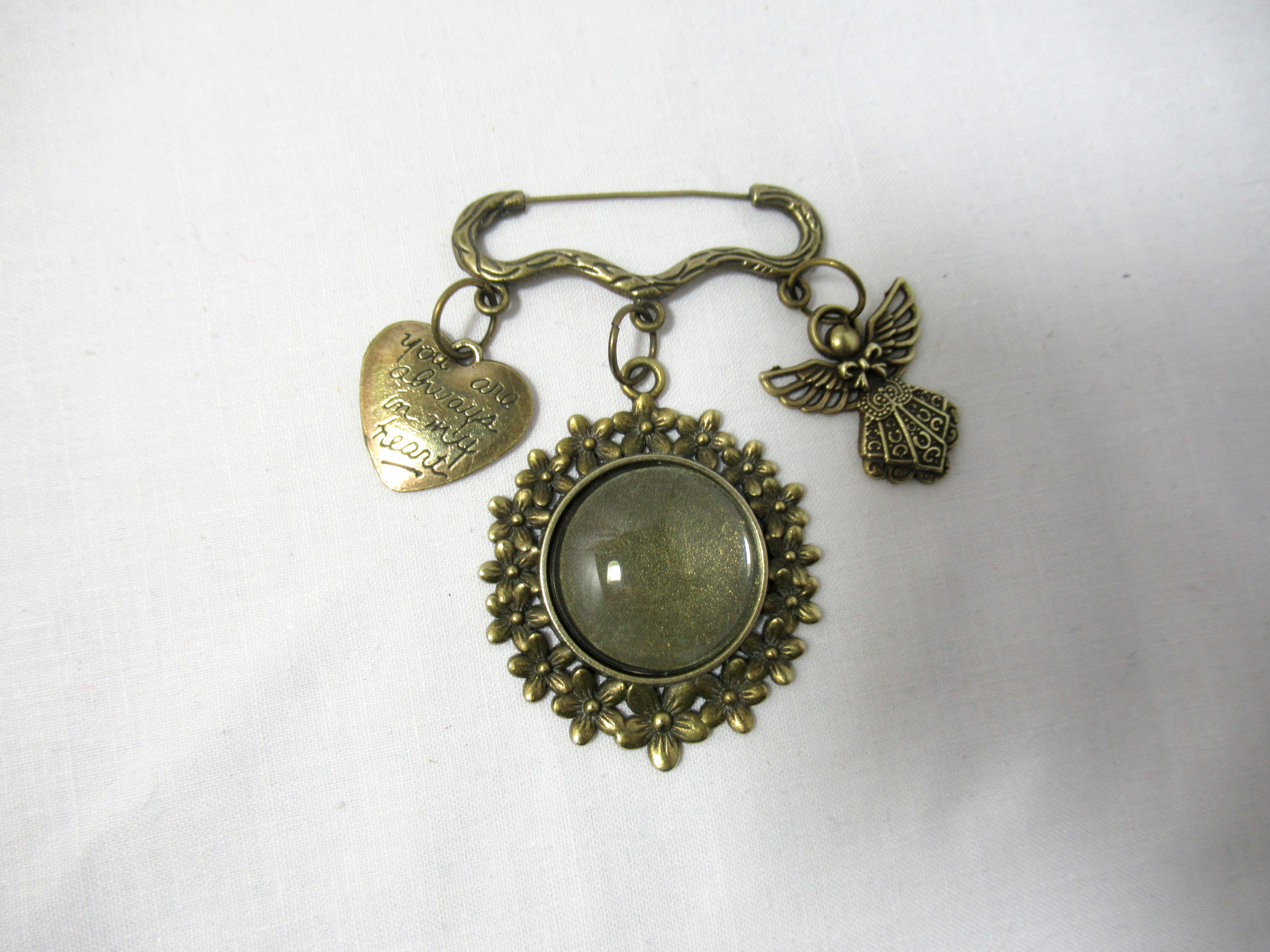 Memory Photo Charm Pin / Bridal Photo Bouquet Pin. Always In My Heart ...